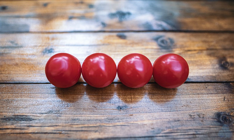 Multiplying Balls • Buy playing cards & magic props