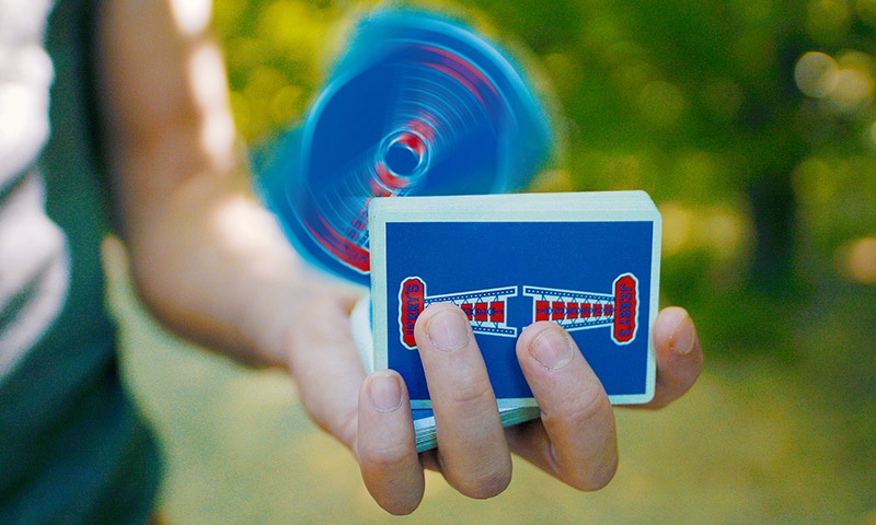 Pluto • Cardistry & magic tutorials