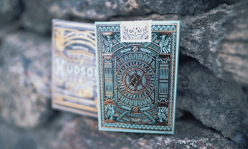 Hudson • Buy playing cards & magic props