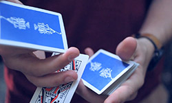 Venus • Cardistry & magic tutorials